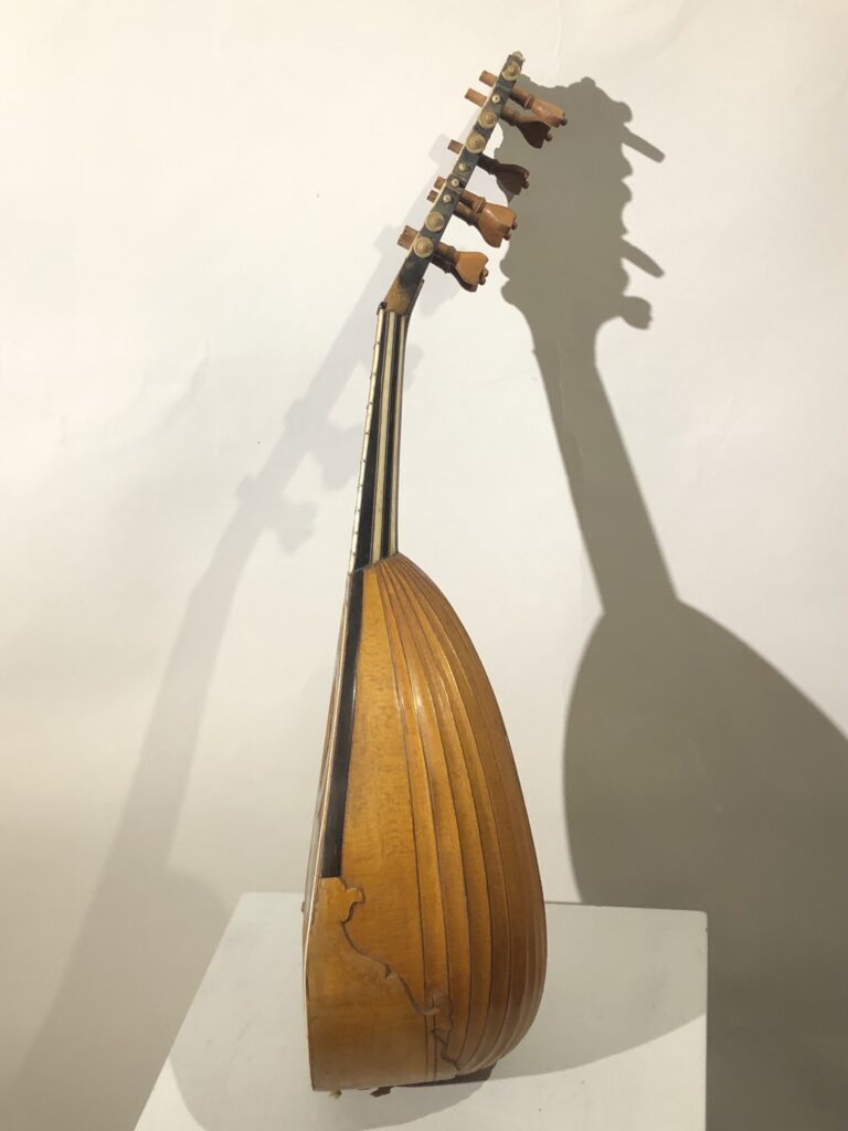 Mandore italienne, d’époque XVIII ème siècle. – Rémi Dubois Antiquités